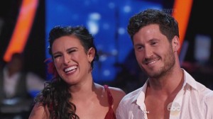 [VIDEO] A beautiful and classy rumba on Dancing With The Stars ...